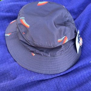 Volcom | Accessories | Volcom Black And Yellow Reversible Bucket Hat ...